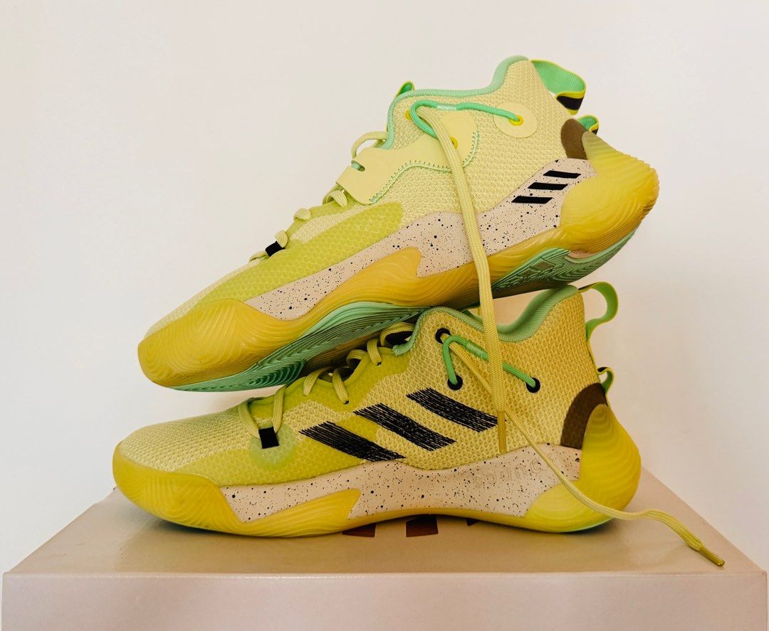 Harden Stepback 3, Men's Fashion, Footwear, Sneakers on Carousell