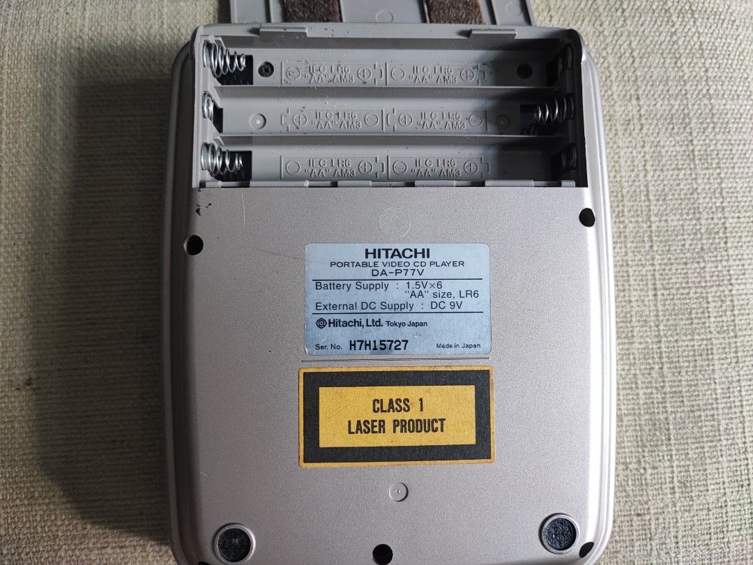 Hitachi Portable VCD player, TV & Home Appliances, TV & Entertainment ...