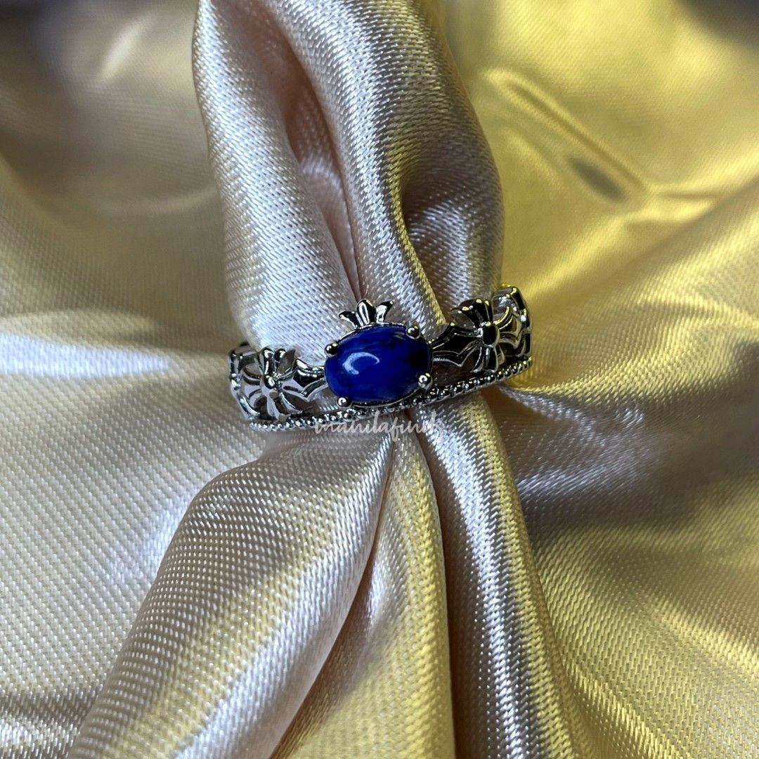 Lapis Lazuli crown adjustable ring, Women's Fashion, Jewelry & Organizers, Rings on Carousell