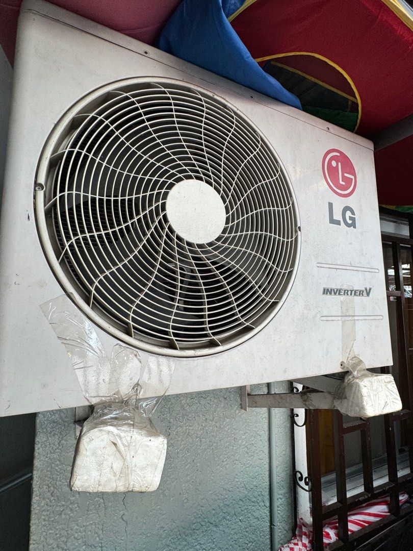 LG SPLIT TYPE 2.5 inverter V, TV & Home Appliances, Other Home ...