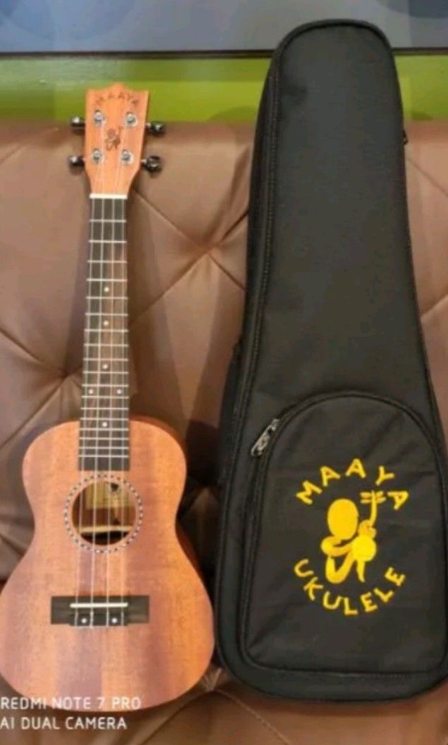 Maaya ukulele, Hobbies & Toys, Music & Media, Musical Instruments on ...