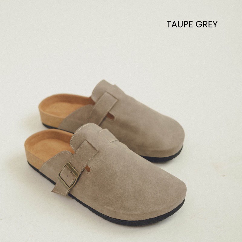 marikina suede clogs, Women's Fashion, Footwear, Flats & Sandals on ...