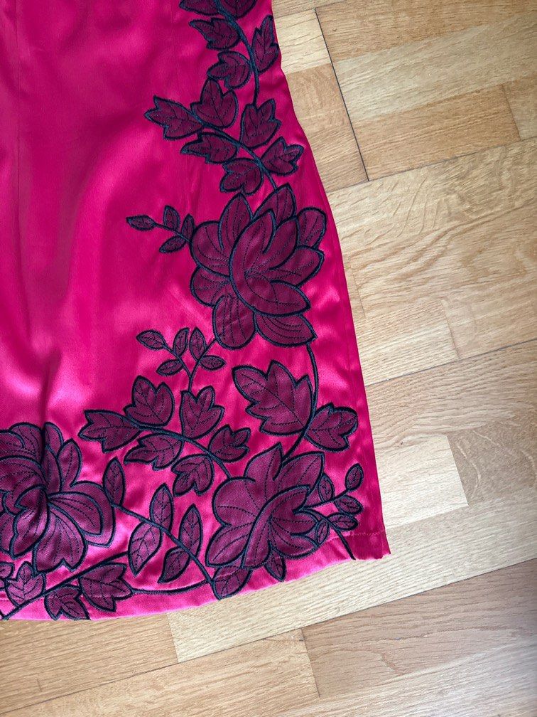 Maroon Cheongsam Qipao, Women's Fashion, Dresses & Sets, Traditional ...