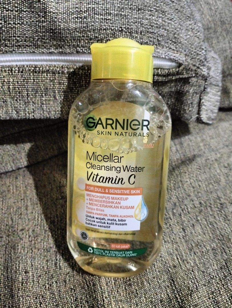 Micellar water garnier vit c, Kesehatan & Kecantikan, Kulit, Sabun ...