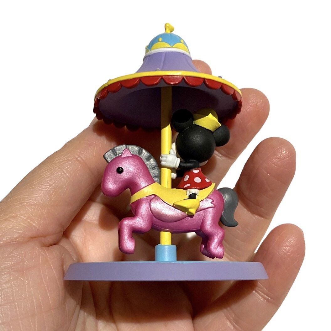 Minnie Mouse on Shanghai Disneyland Carousel, Hobbies & Toys ...