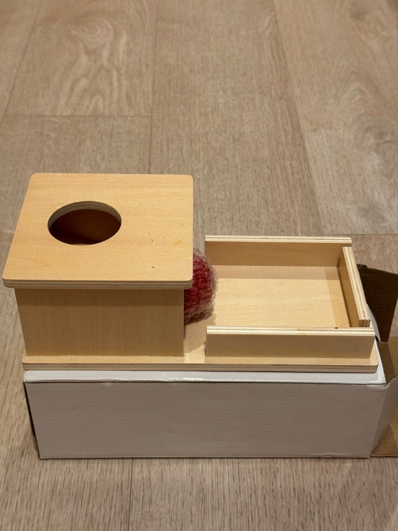 Montessori object permanence box, Hobbies & Toys, Toys & Games on Carousell