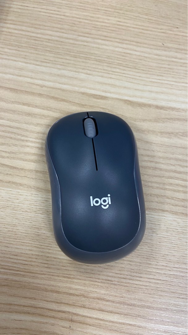 New Logitech Mouse 無線, 電腦＆科技, 電腦周邊及配件, 電腦滑鼠及相關產品 - Carousell