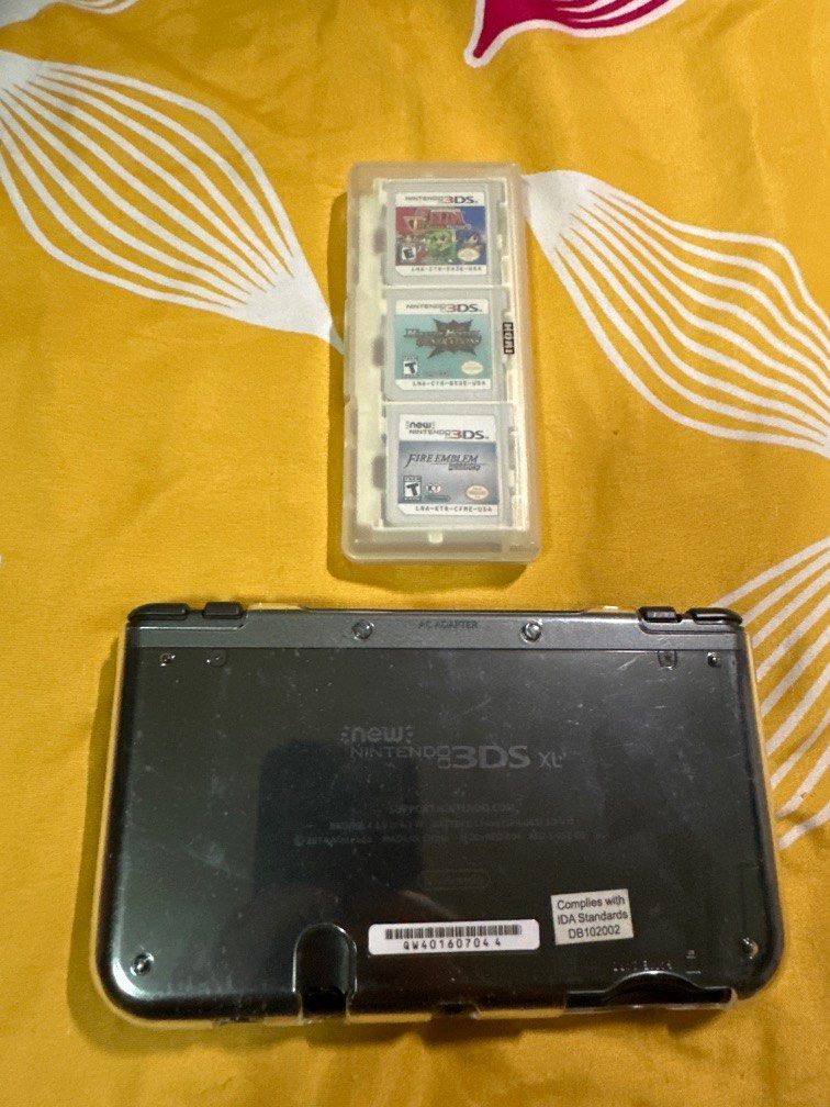Nintendo Gameboy 3DS XL console with games, Video Gaming, Video Game ...