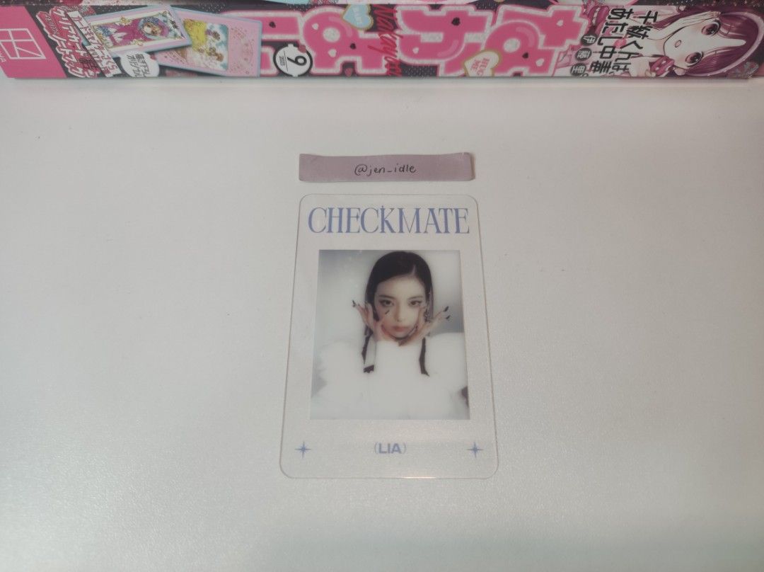 (OFFICIAL) itzy checkmate lia transparent photocard, Hobbies & Toys, Memorabilia & Collectibles ...