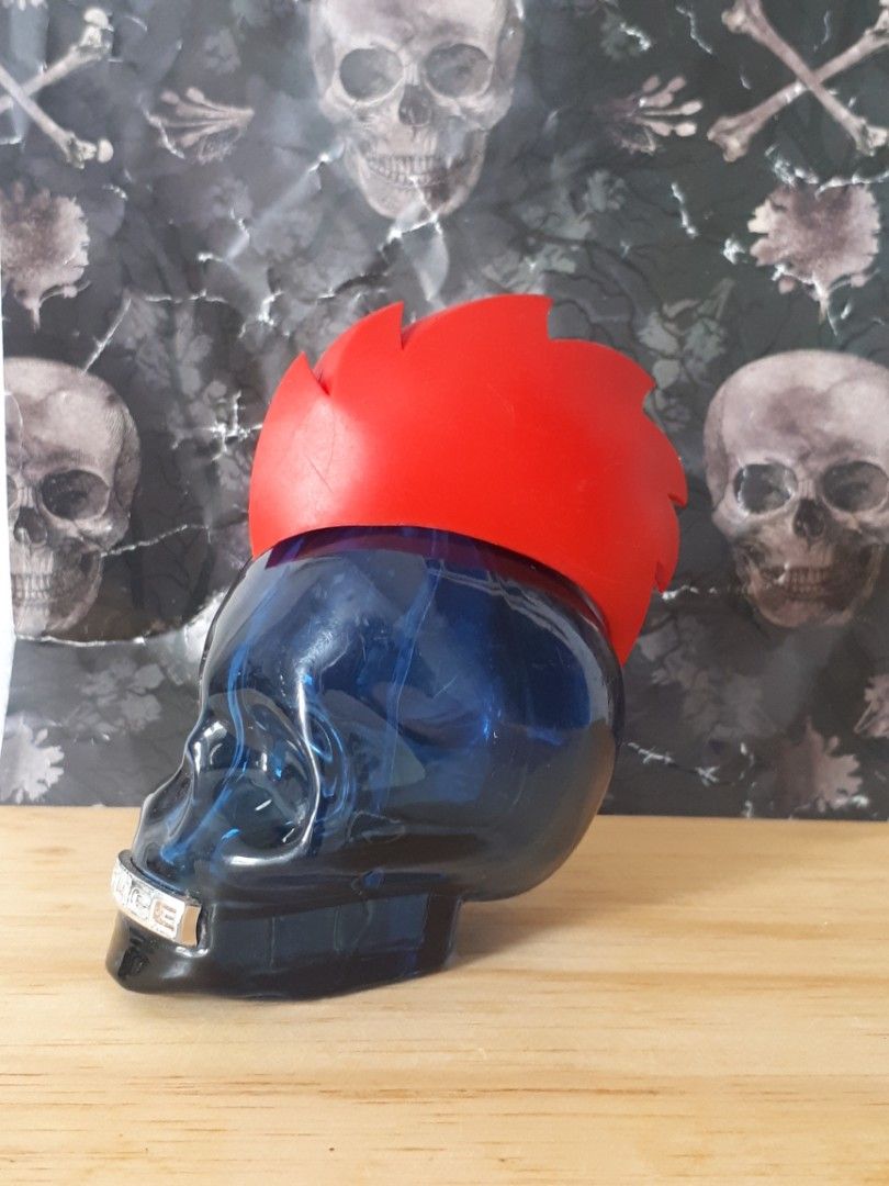 POLICE Punk Botol Parfum Kosong, Antik, Lainnya di Carousell