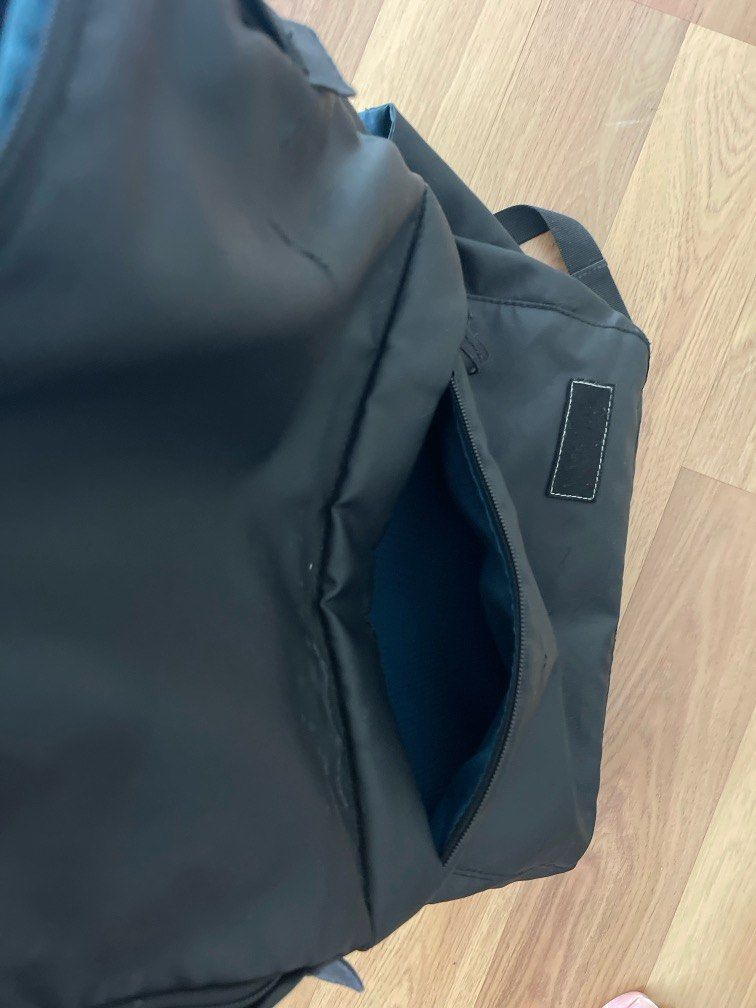 Samsonite Varsity backpack computer, Men's Fashion, Bags, Backpacks on ...