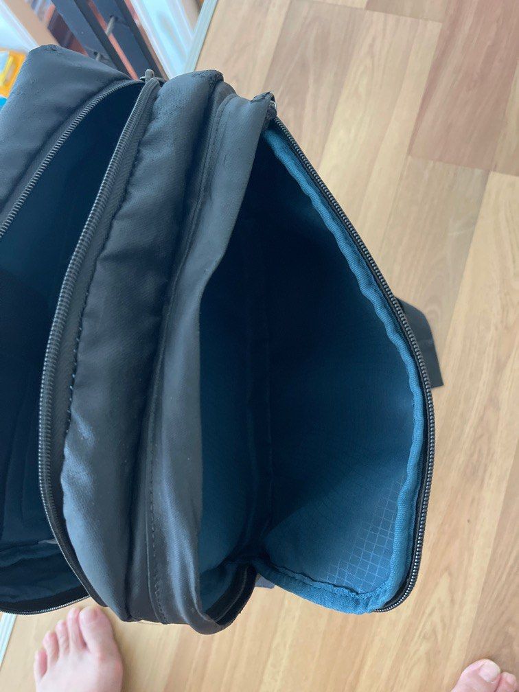 Samsonite Varsity backpack computer, Men's Fashion, Bags, Backpacks on ...