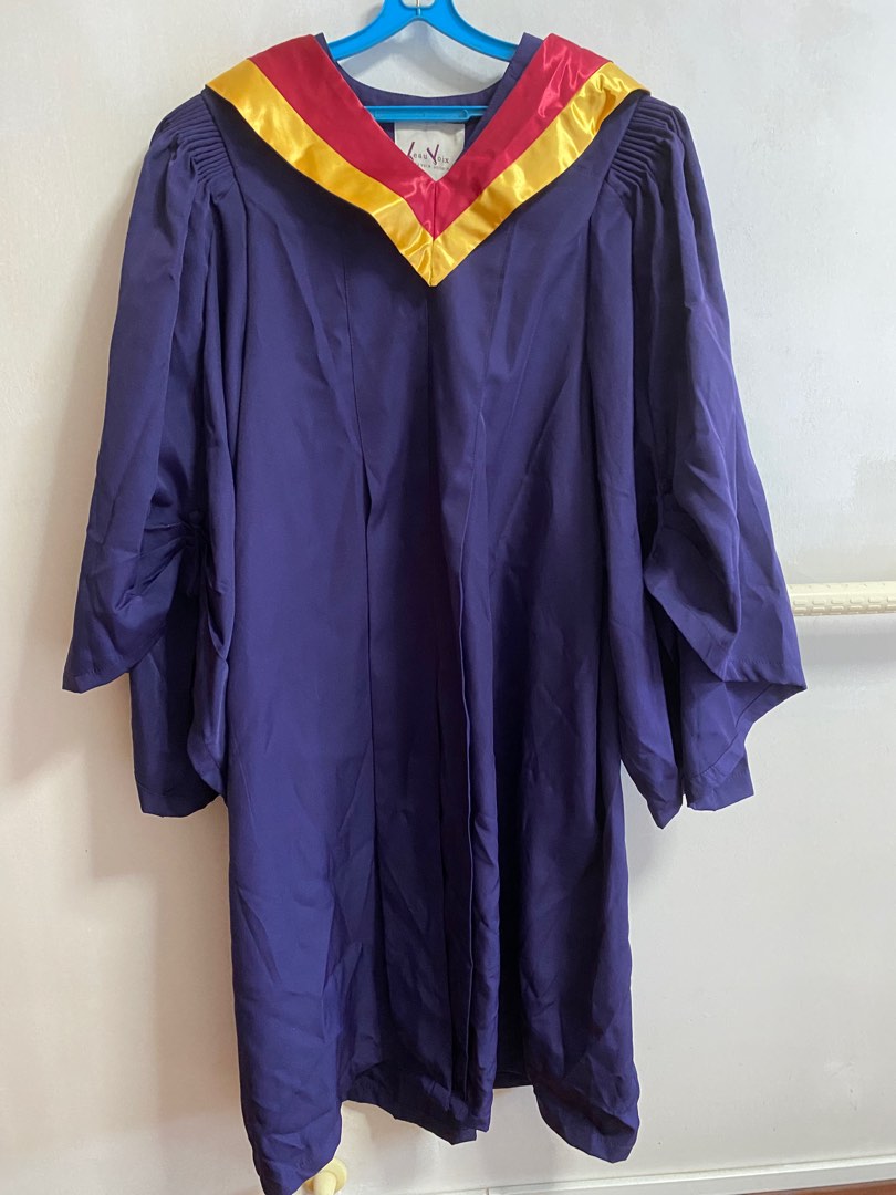 Selling Nanyang Poly (NYP) Graduation Gown, Men's Fashion, Coats ...