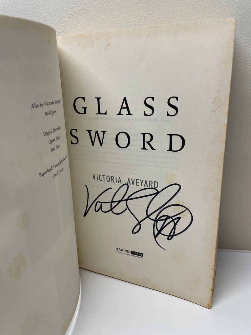 (Signed Copy) Glass Sword by Victoria Aveyard, Hobbies & Toys, Books ...