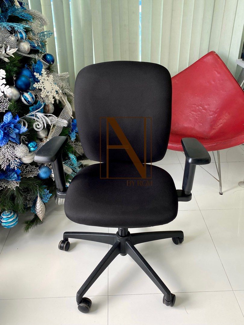 Steelcase office chair, Furniture & Home Living, Office Furniture ...