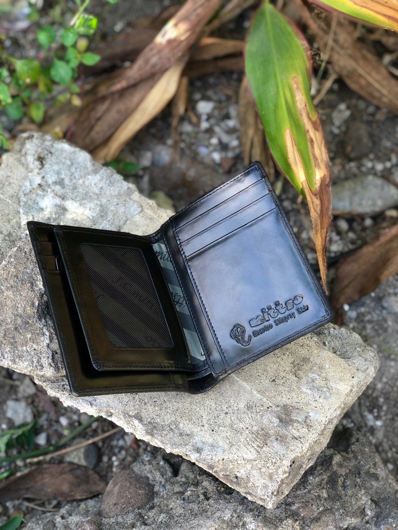 Sting Ray Wallet, Luxury, Bags & Wallets on Carousell