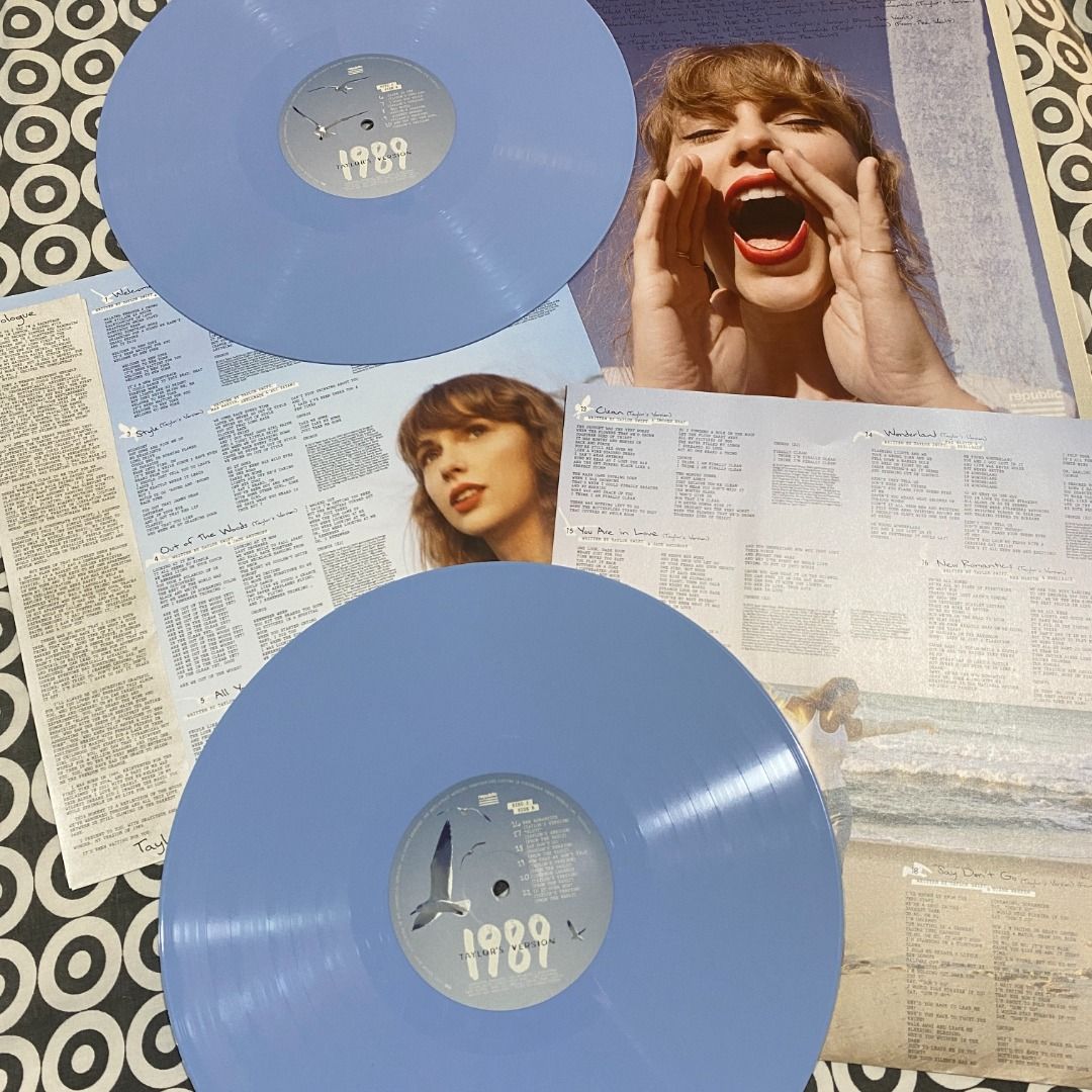 Taylor Swift: 1989 (Taylor's Version) Crystal Skies Blue 2LP Vinyls ...