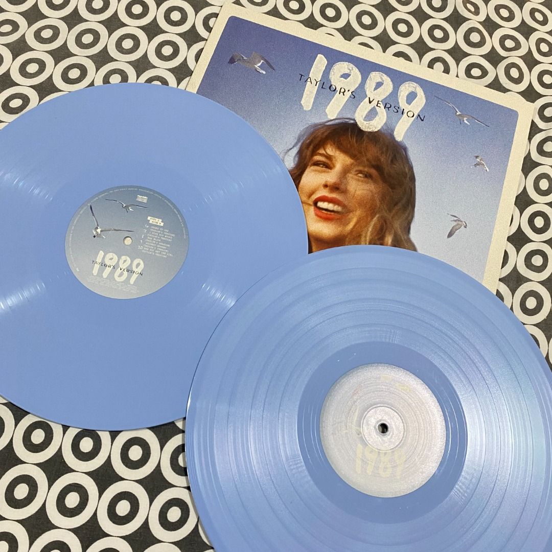 Taylor Swift: 1989 (Taylor's Version) Crystal Skies Blue 2LP Vinyls ...