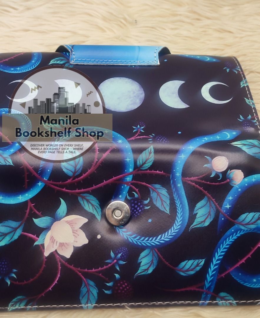 The Bookish Shop Exclusive Merch: Wallet inspired by A discovery of ...