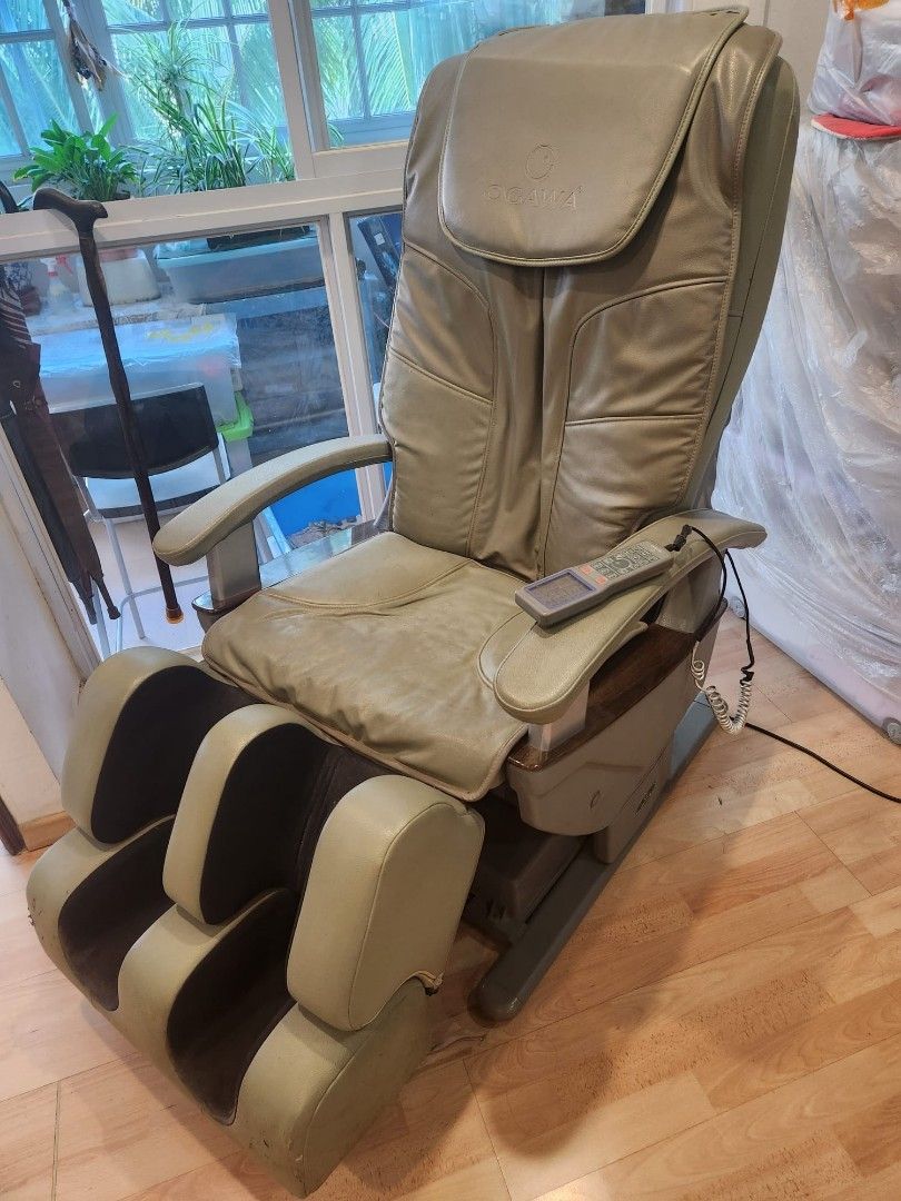 Used massage chair, Health & Nutrition, Massage Devices on Carousell