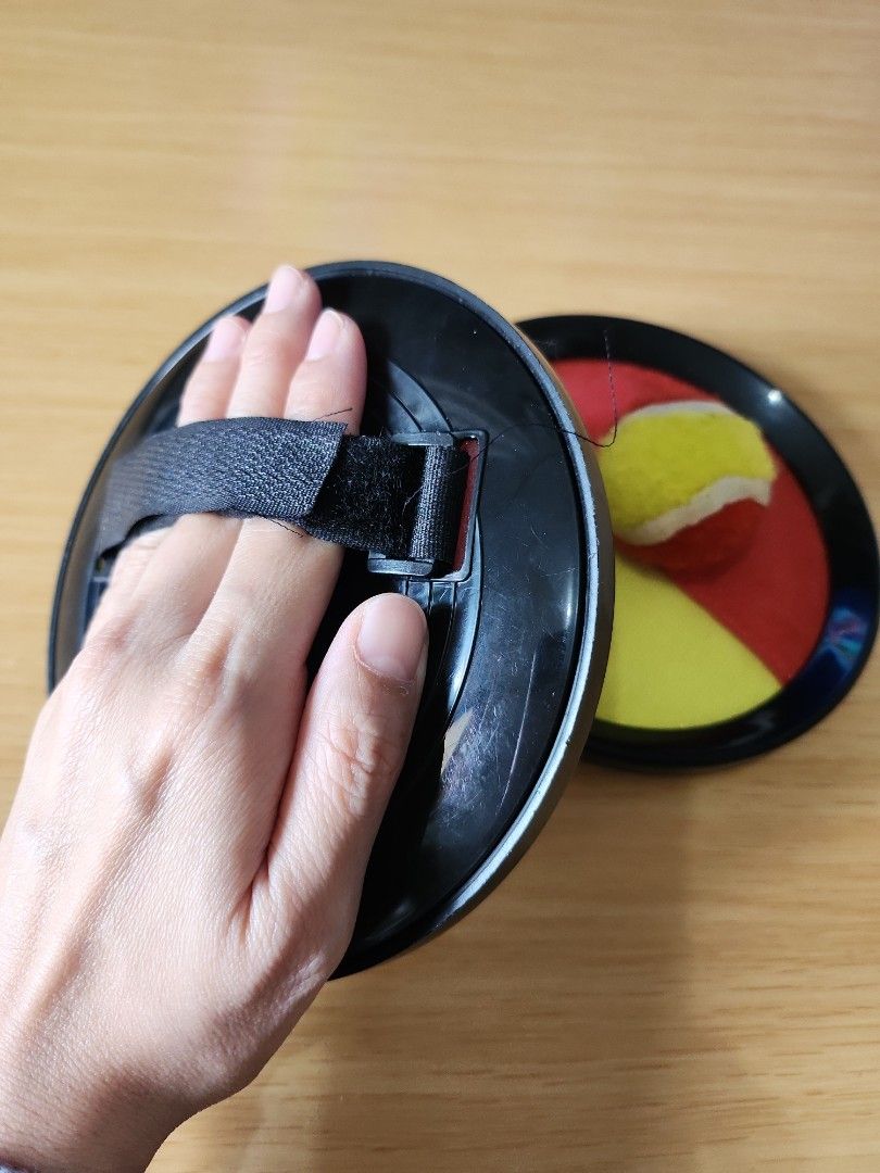 Velcro catch ball game, Hobbies & Toys, Toys & Games on Carousell