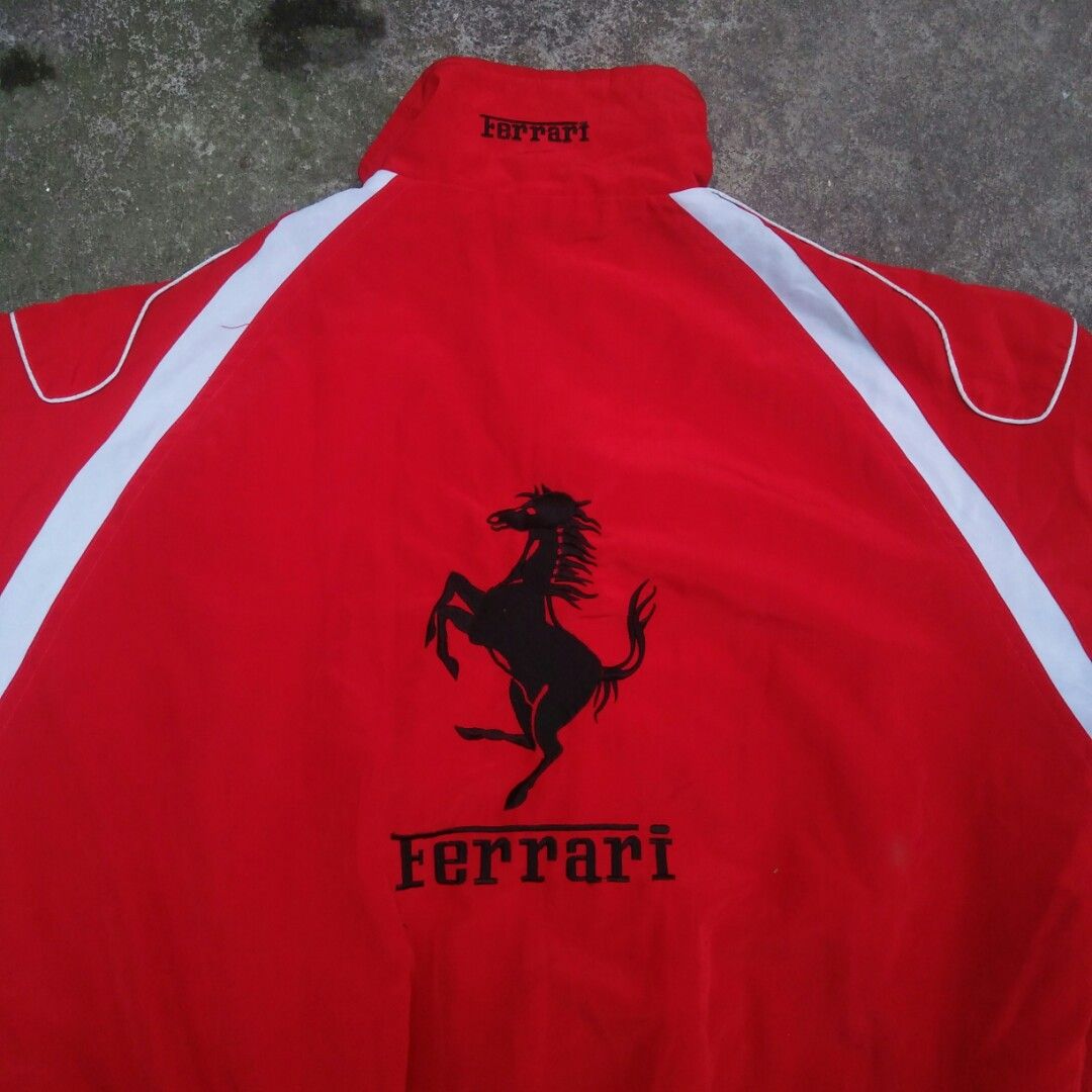 Vintage Ferrari Vodafone Racing Jacket, Men's Fashion, Coats, Jackets ...