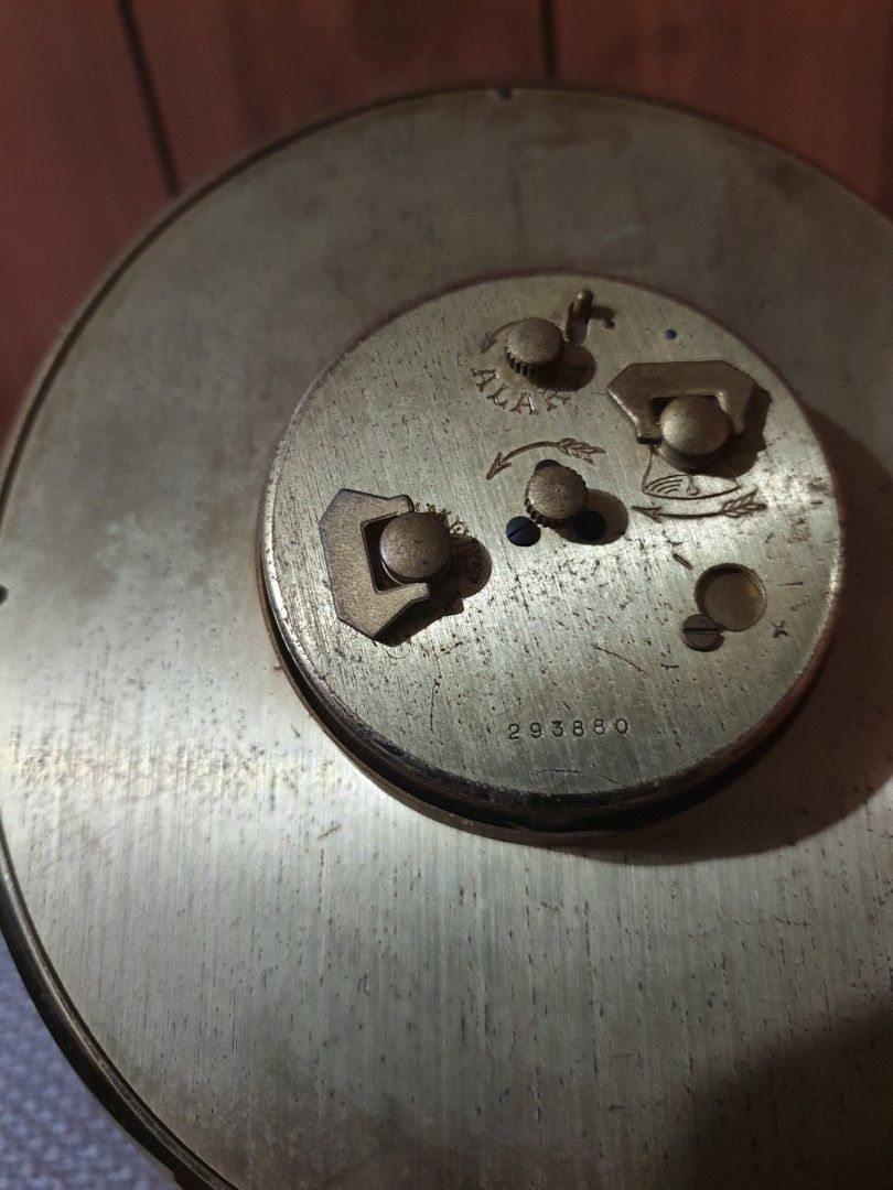 Vintage Swiss Looping 15 Jewels 8 alarm Clock, Furniture & Home Living ...