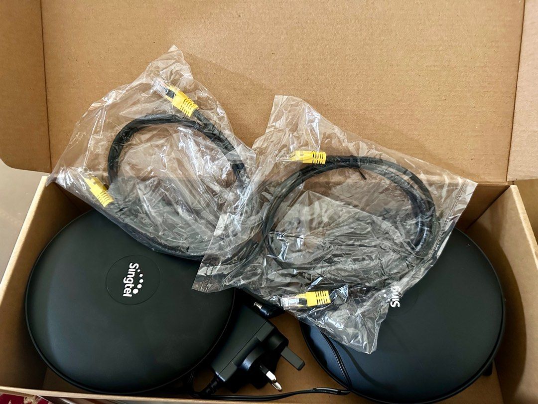 WI-FI MESH EXTENDERS, Mobile Phones & Gadgets, Other Gadgets on Carousell