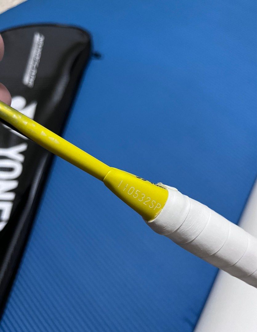 Yonex Nanoflare 1000z (4U/G6) WTS/WTT, Sports Equipment, Sports & Games ...