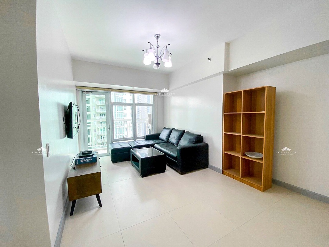 3-bedroom Corner Unit for Sale at Two Serendra Red Oak Tower, BGC, Taguig City, Property, For ...