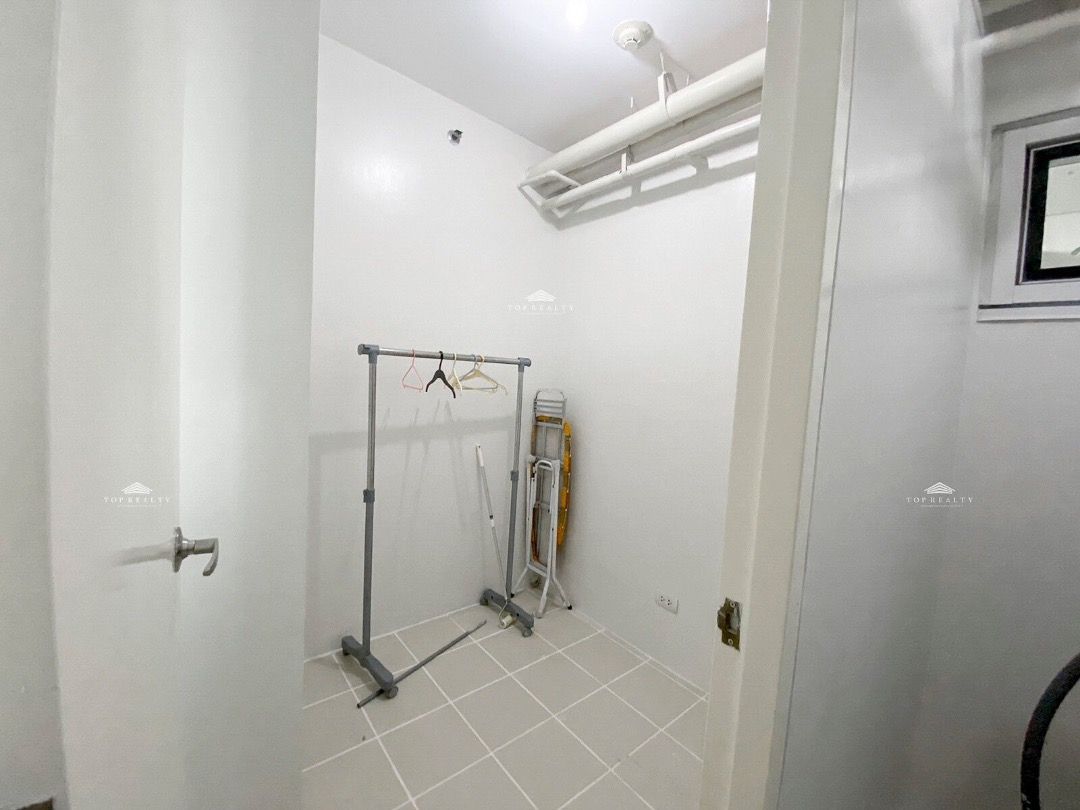 3-bedroom Corner Unit for Sale at Two Serendra Red Oak Tower, BGC, Taguig City, Property, For ...
