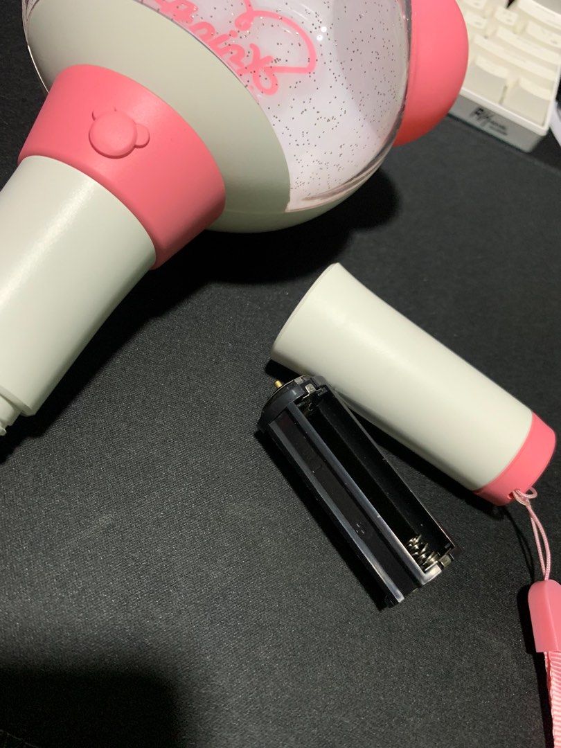Apink (official lightstick), Hobbies & Toys, Memorabilia & Collectibles ...