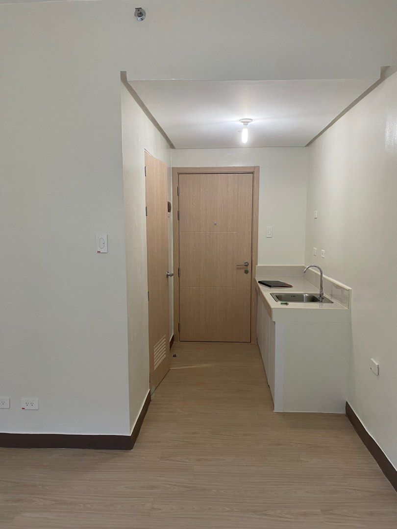 BARE STUDIO UNIT FOR RENT IN TREES RESIDENCES, Property, Rentals ...