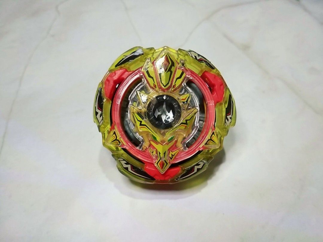 Beyblade Screw Trident, Hobbies & Toys, Toys & Games on Carousell