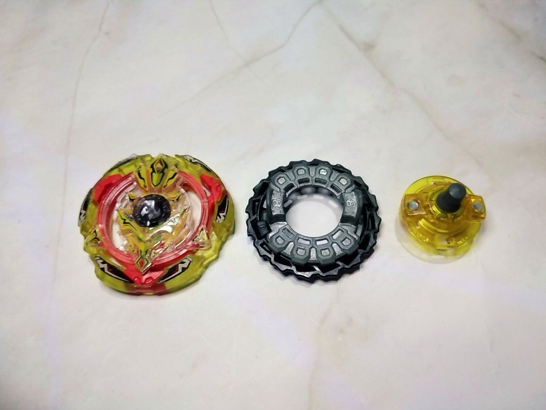 Beyblade Screw Trident, Hobbies & Toys, Toys & Games on Carousell