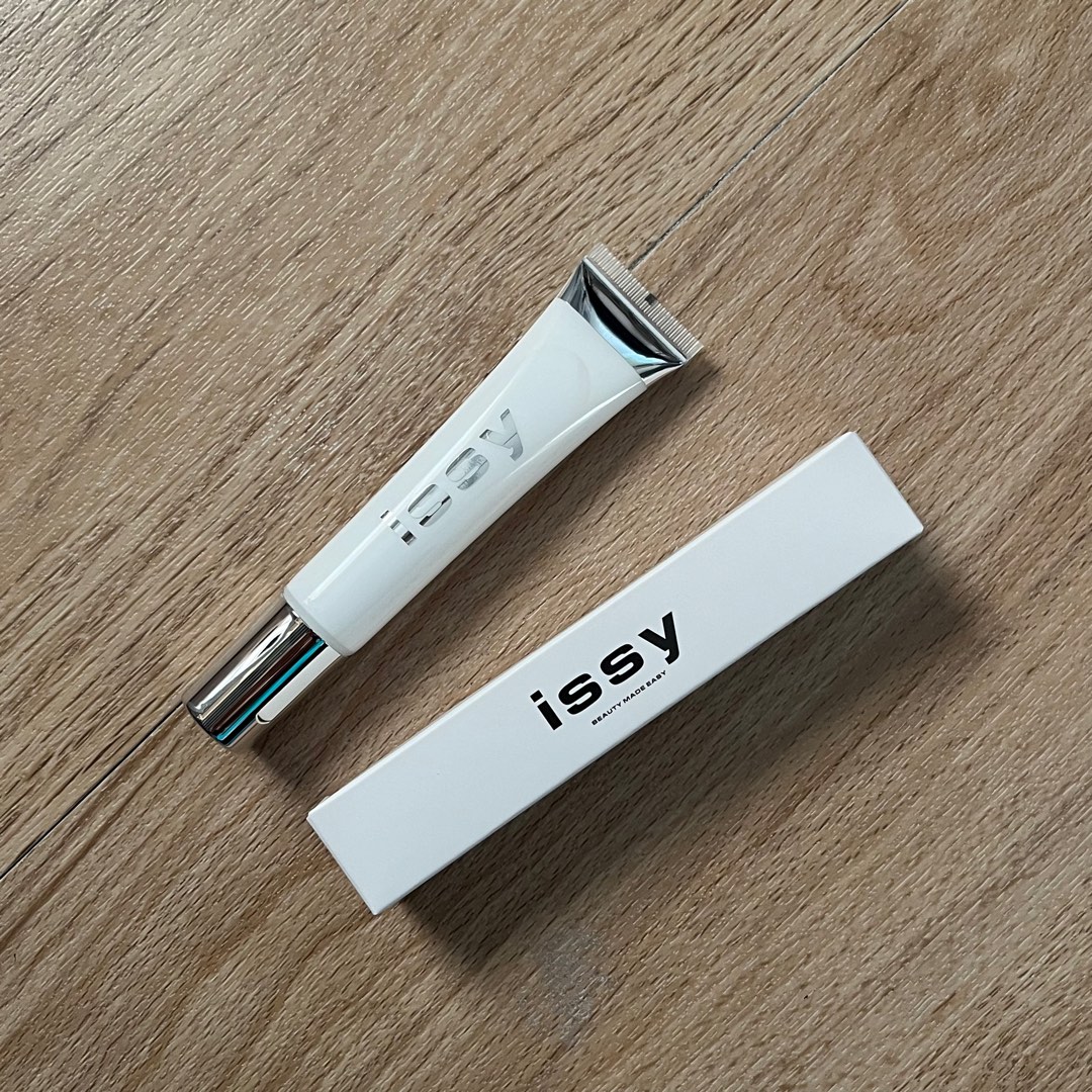 BRAND NEW: Issy True Flex Adjuster (White), Beauty & Personal Care ...