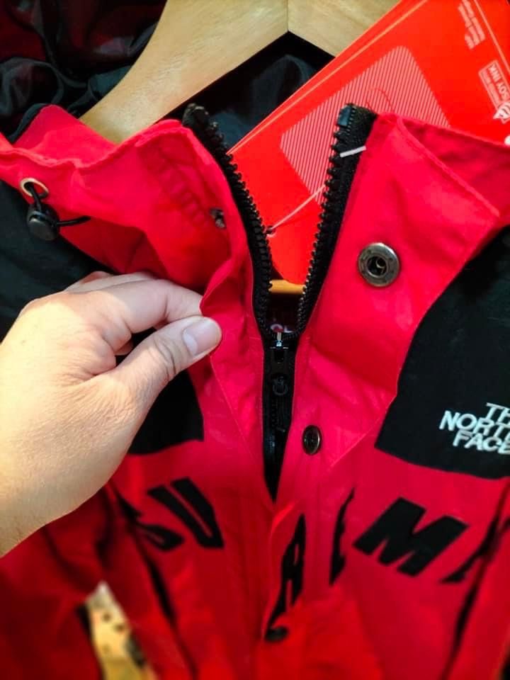 Brandnew The North Face collab Supreme, Men's Fashion, Coats, Jackets ...