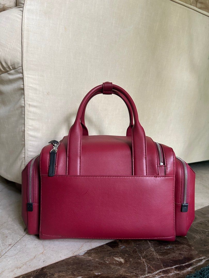 Braun Buffel duffel bag, Women's Fashion, Bags & Wallets, Tote Bags on ...