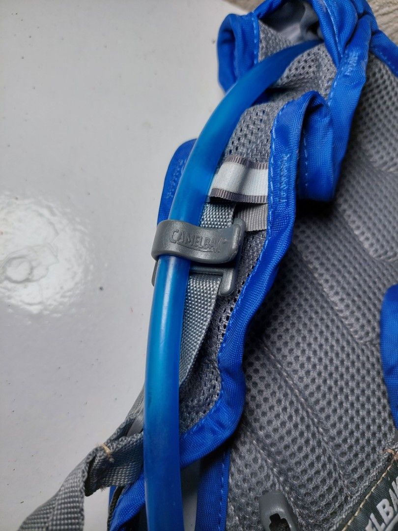 CAMELBACK HYDRATION PACK, Men's Fashion, Bags, Backpacks on Carousell
