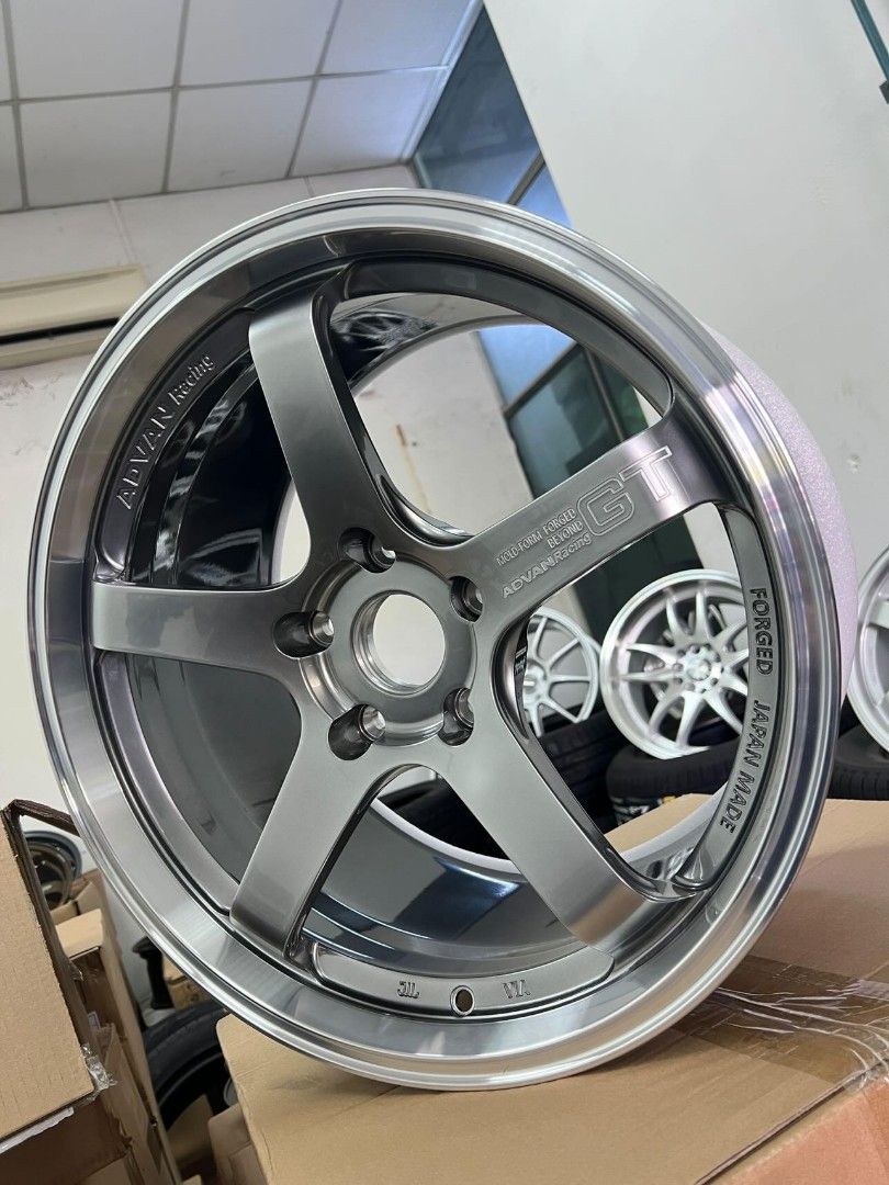 Custom Advan GT 5x120 18x9.5 Spec FL5R FK8R FK2R, Car Accessories ...