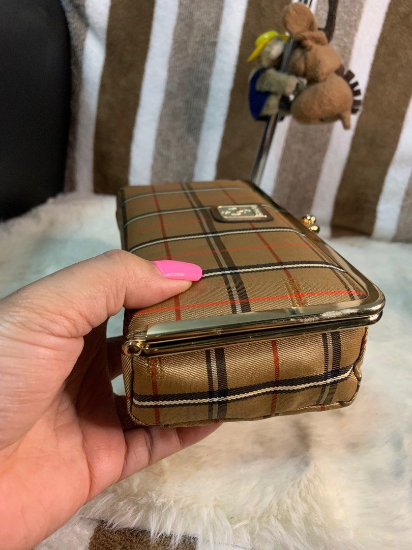 Ferrari kisslock rare purse, Women's Fashion, Bags & Wallets, Purses ...