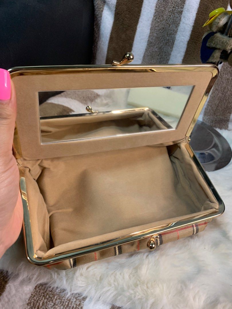 Ferrari kisslock rare purse, Women's Fashion, Bags & Wallets, Purses ...