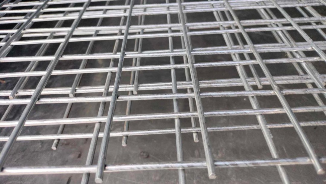 GI Steel matting, Commercial & Industrial, Construction Tools ...