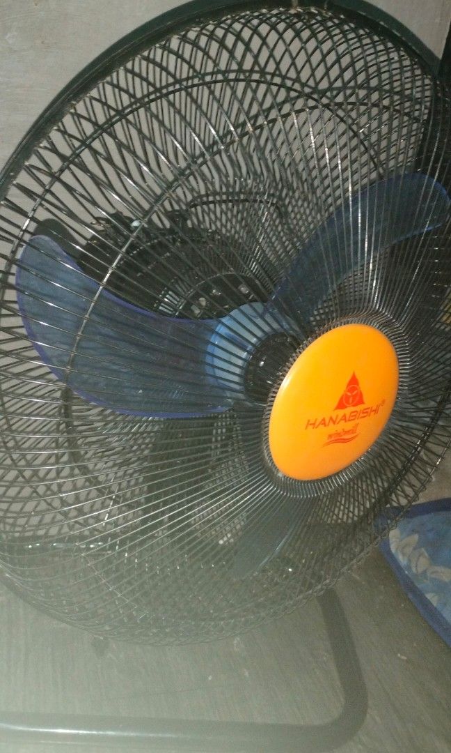 Hanabishi ground fan, Furniture & Home Living, Lighting & Fans, Fans on ...