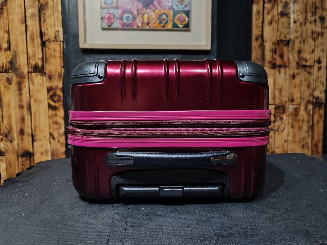 LEGEND WALKER : JAPAN IMPORT LUGGAGE : SMALL MALETA, Hobbies & Toys ...