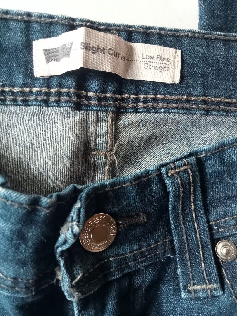 Levis slight curve pants, Women's Fashion, Bottoms, Jeans on Carousell
