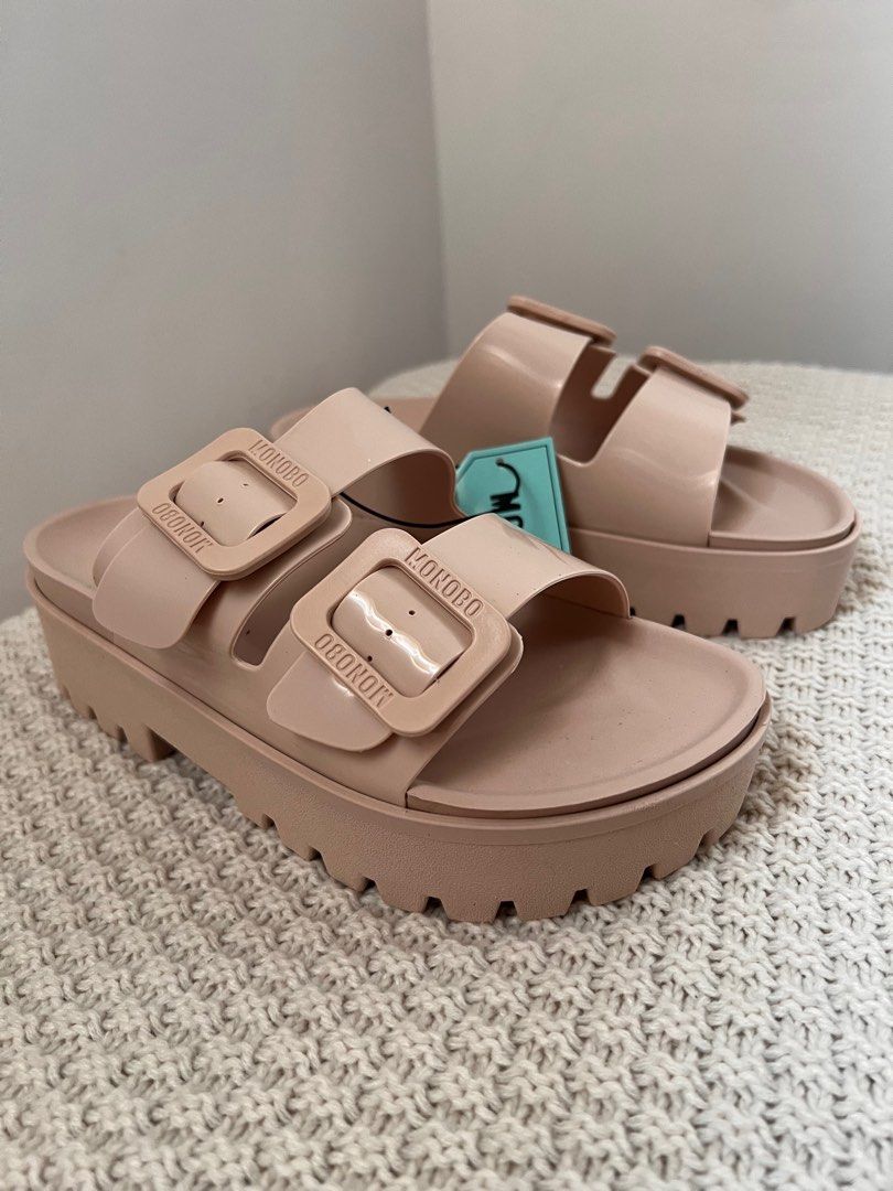 Monobo Super Jello 2 (US7), Women's Fashion, Footwear, Flats & Sandals ...