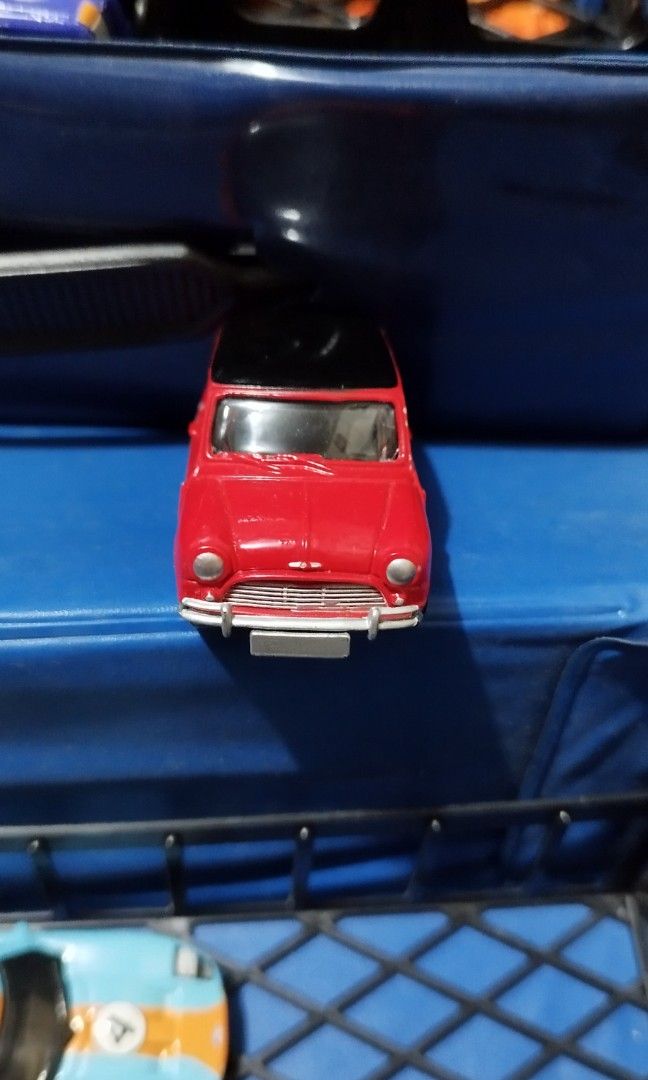 Motormax 6017 mini Cooper ( Red pizza with bean ) - loose, Hobbies ...