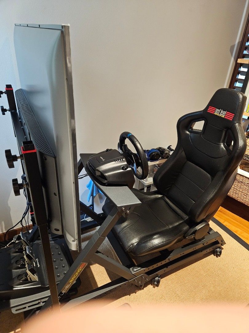 Next Level Racing rig + G29 + 43in 4k monitor, Video Gaming, Gaming ...