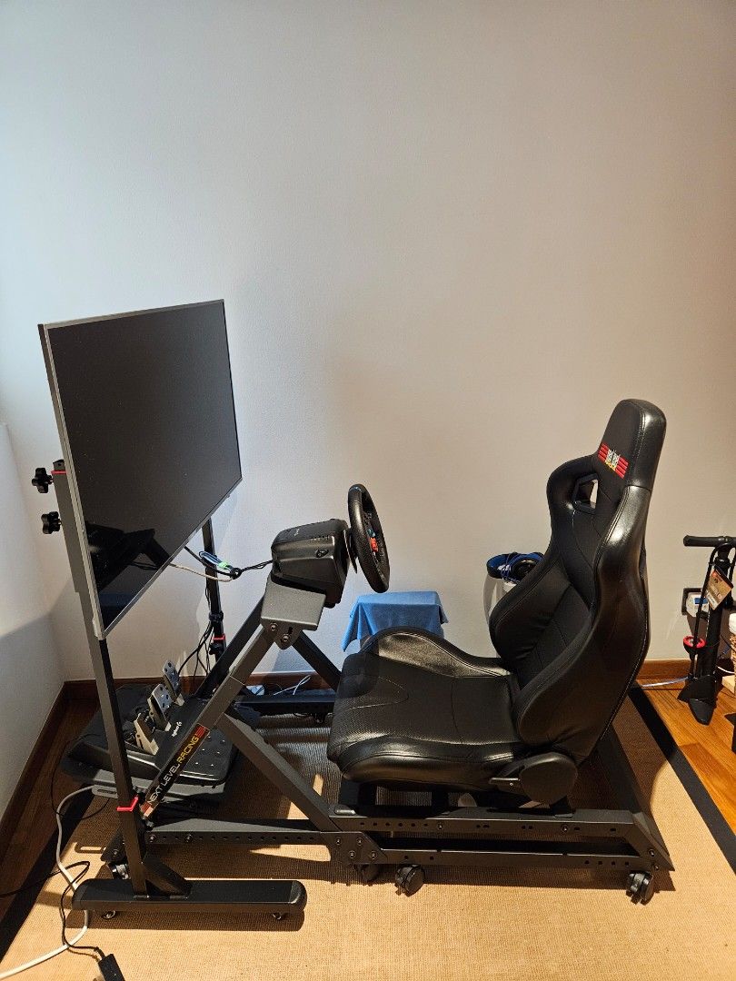 Next Level Racing rig + G29 + 43in 4k monitor, Video Gaming, Gaming ...